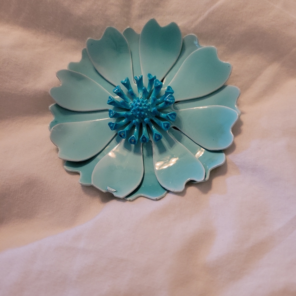Turquoise Vintage "Flower Power" 70's Metal Enamel Br… - Gem